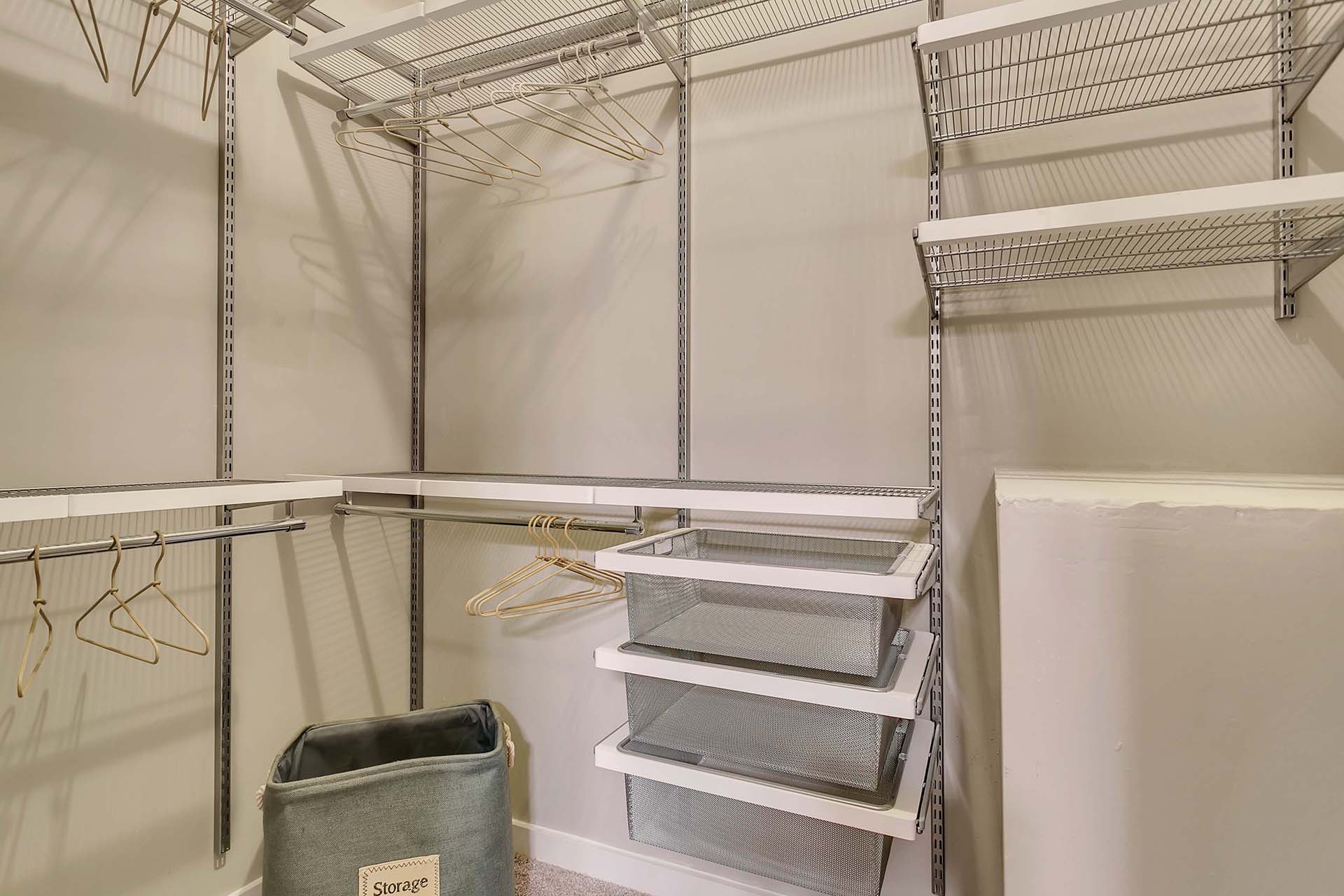 Luxury Loft Apartments Dallas | The Lofts at Mockingbird Station